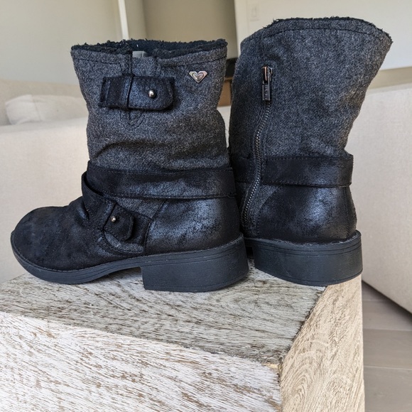 Roxy | Shoes | Roxy Storm Ii Fur Heeled Boot Black Gray Faux Leather 9 ...